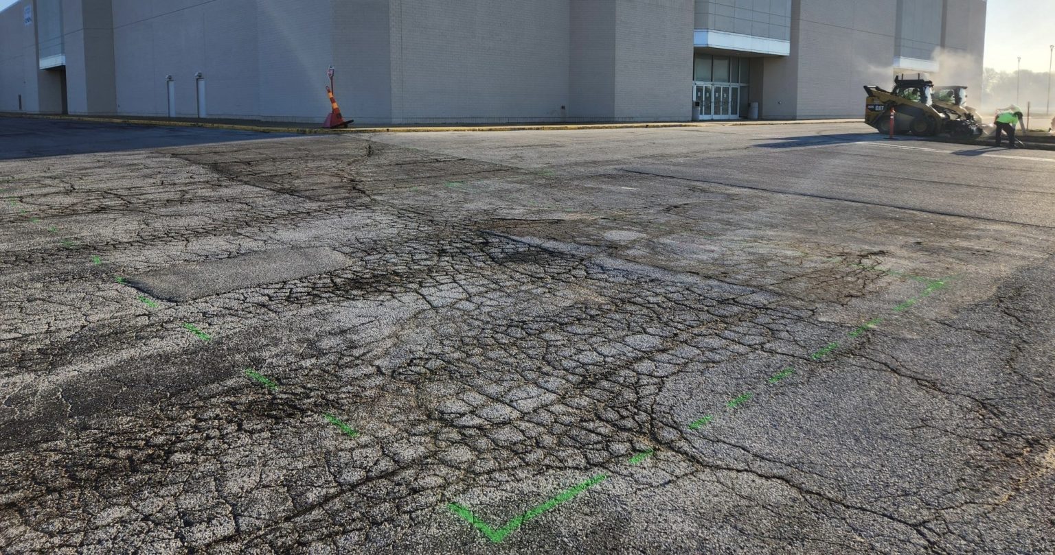5 Signs Your Asphalt Needs Replacing - Gann Asphalt & Concrete